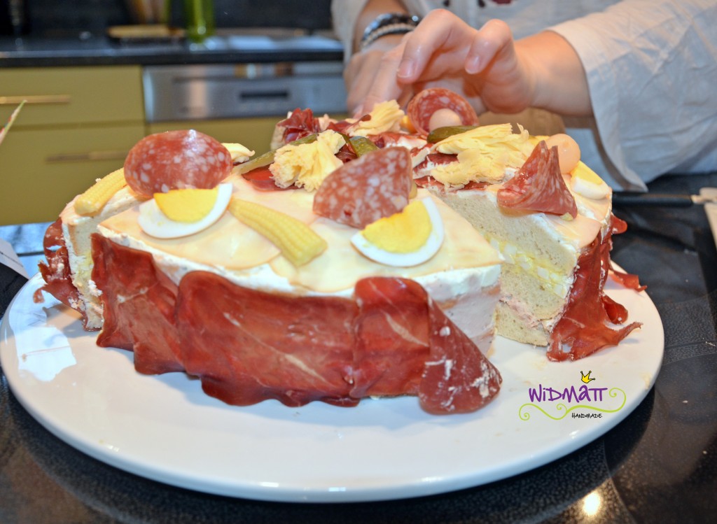 Sandwich Torte, herzhafte Geburtstagstorte | widmatt